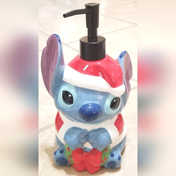 Disney | Bath | Disney Christmas Santa Stitch With Wreath Soaplotion ...